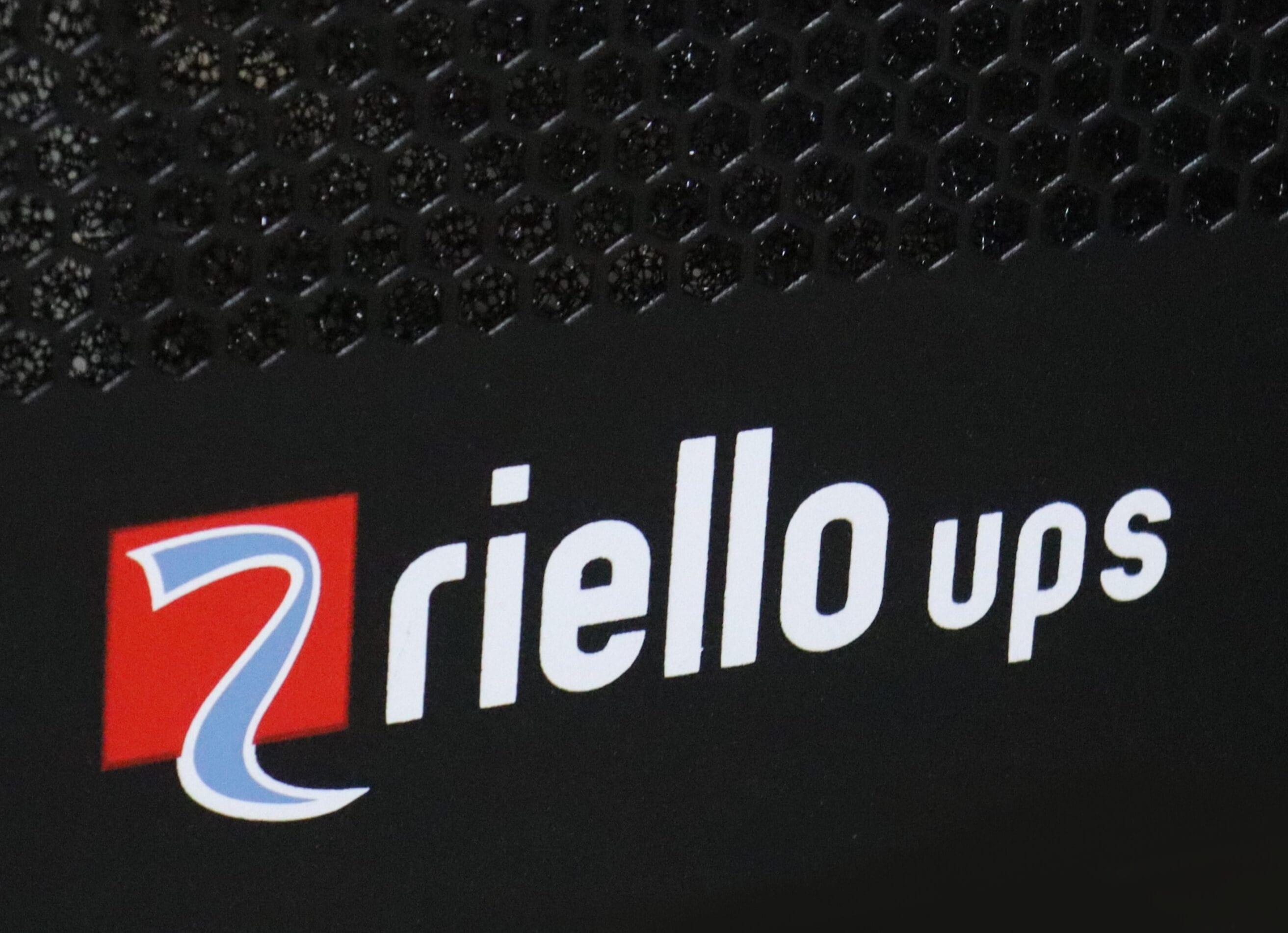 Riello Ups Logo Our Top 10 Riello UPS Systems! « Comms Express